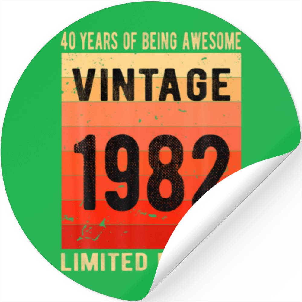 40 Year Old Gifts Vintage 1982 Limited Edition 40T Stickers